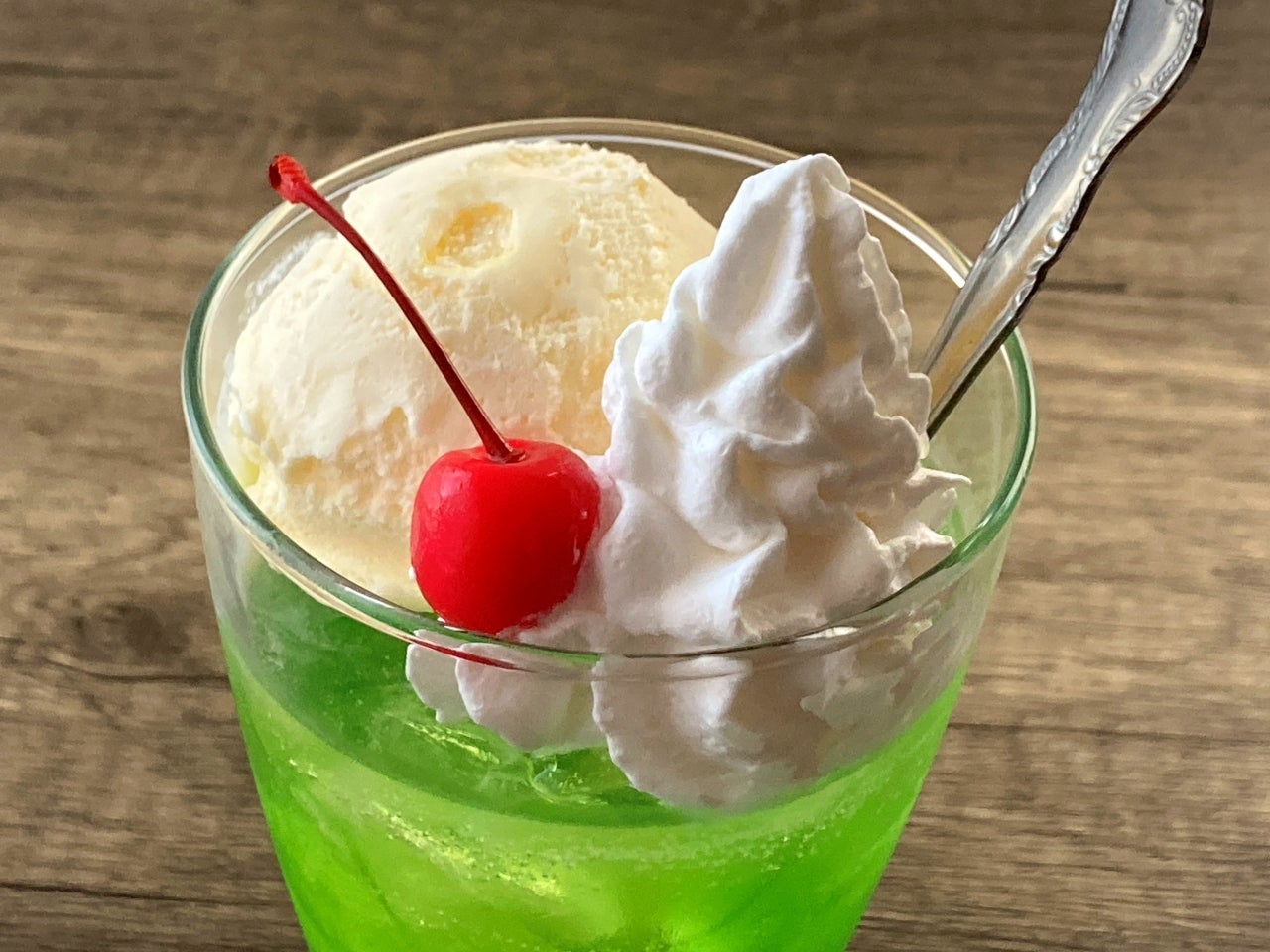 クリームソーダに